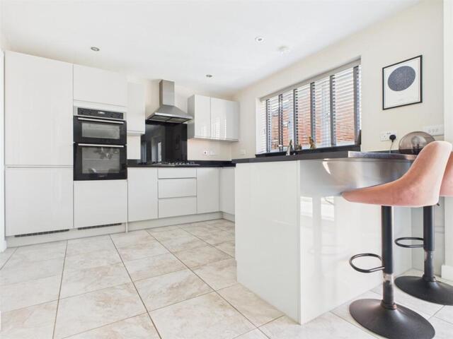 House 4 Bedroom For Sale Derby Derbyshire 485000 ES99130243