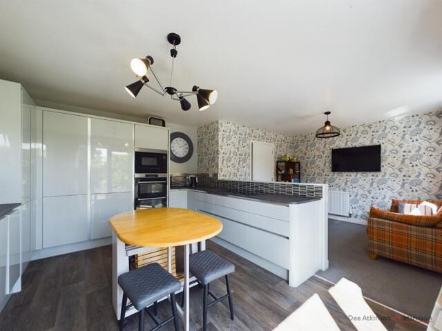 House 4 Bedroom For Sale Driffield East Riding Of Yorkshire 300000 ES101199678