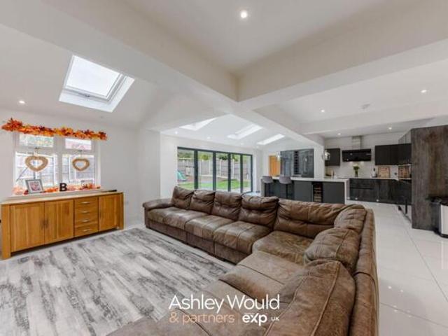 House 4 Bedroom For Sale Dudley Dudley 775000 ES101678356