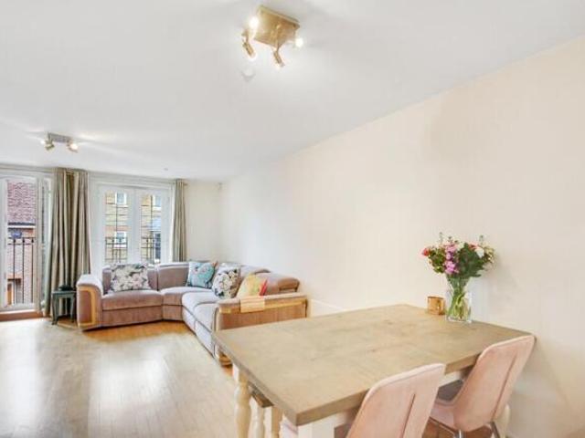 House 4 Bedroom For Sale East Grinstead West Sussex 540000 ES98262933