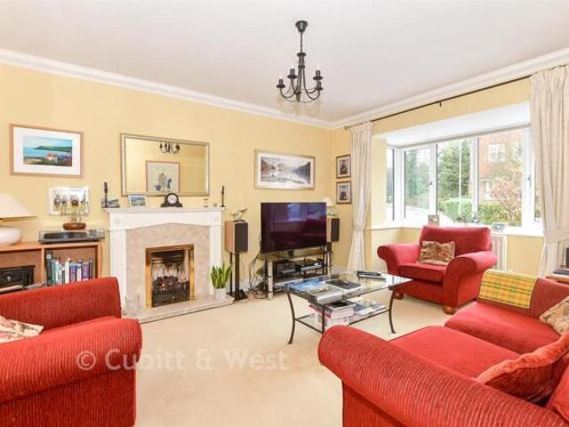 House 4 Bedroom For Sale East Grinstead West Sussex 650000 ELS101231646