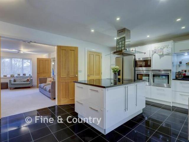 House 4 Bedroom For Sale Epping Essex 800000 ES98969039
