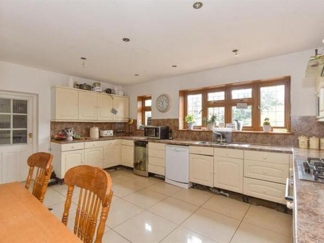 House 4 Bedroom For Sale Epping Forest Great London 2300000 ELS98612615