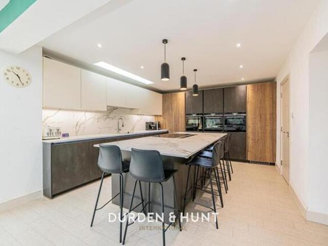 House 4 Bedroom For Sale Epping Forest Greater London 1400000 ELS99774000
