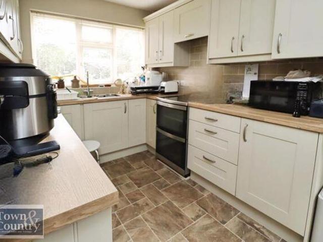 House 4 Bedroom For Sale Essex Essex 350000 ES99161948