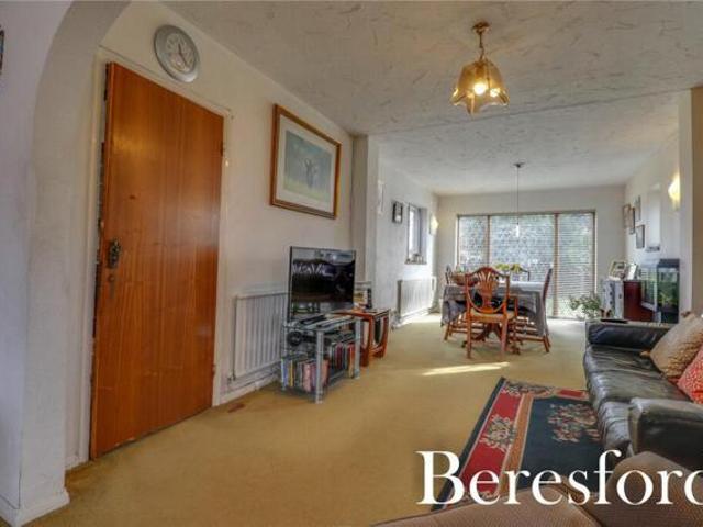 House 4 Bedroom For Sale Essex Essex 800000 ES101025298