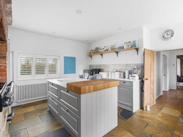 House 4 Bedroom For Sale Essex Essex 900000 ELS100096754