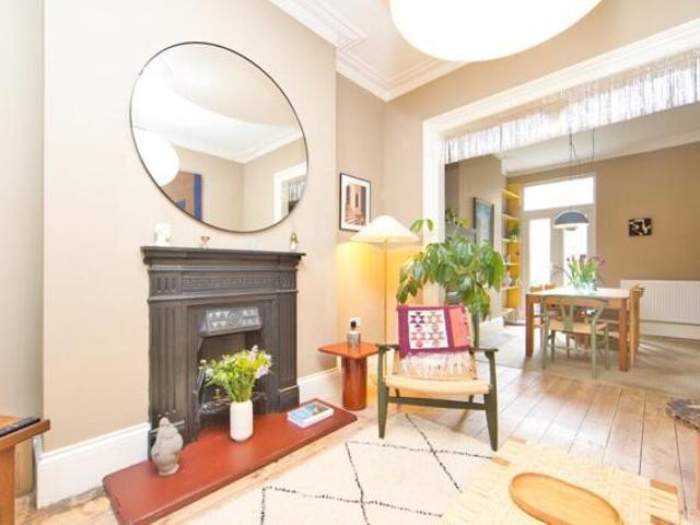House 4 Bedroom For Sale Folkestone Kent 500000 ES98864408