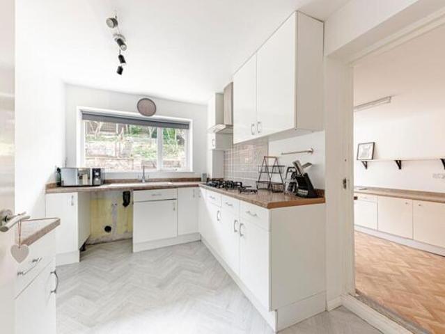House 4 Bedroom For Sale Faversham Kent 425000 ES101119177