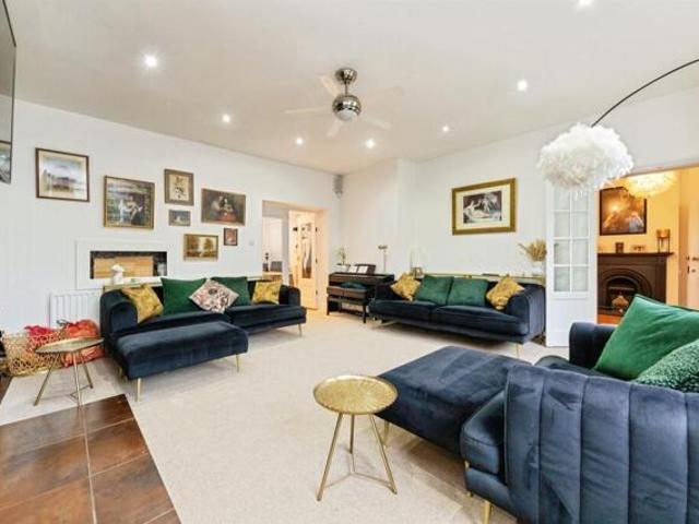 House 4 Bedroom For Sale Fairfield Derbyshire 625000 ELS99161654