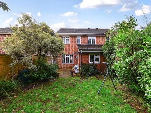House 4 Bedroom For Sale Farnborough Hampshire 475000 ELS100787149