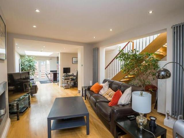 House 4 Bedroom For Sale Farndon Cheshire West And Chester 585000 ES100366456