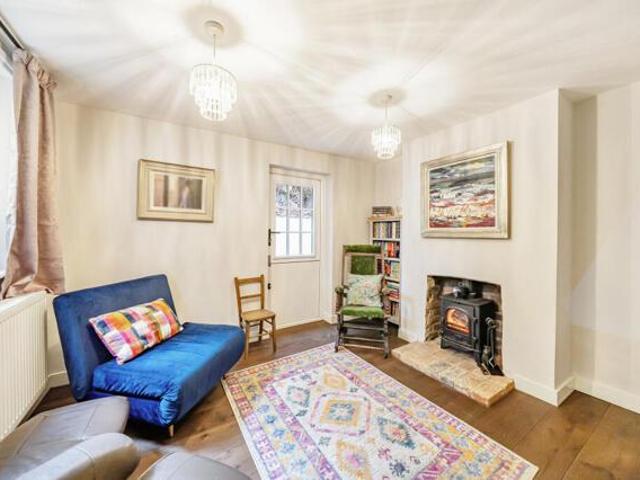 House 4 Bedroom For Sale Farnham Surrey 1050000 ELS100578989