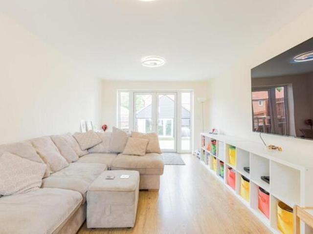 House 4 Bedroom For Sale Felsted Felsted 500000 ELS98864593