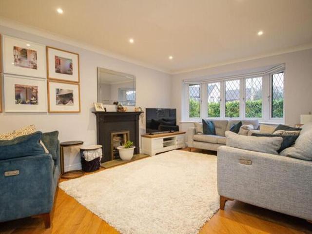 House 4 Bedroom For Sale Fleet Hampshire 735000 ES100456414