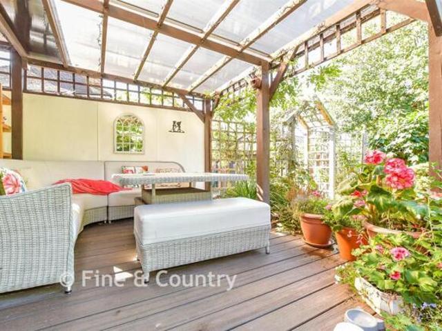 House 4 Bedroom For Sale Kent Kent 1000000 ES100342897