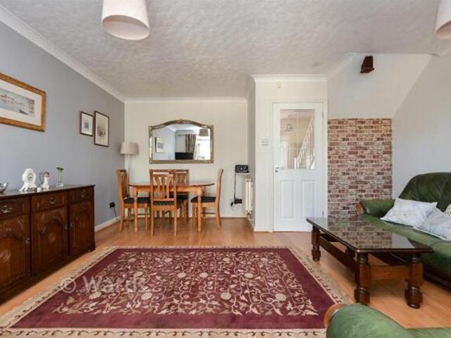 House 4 Bedroom For Sale Kent Kent 375000 ELS101100258