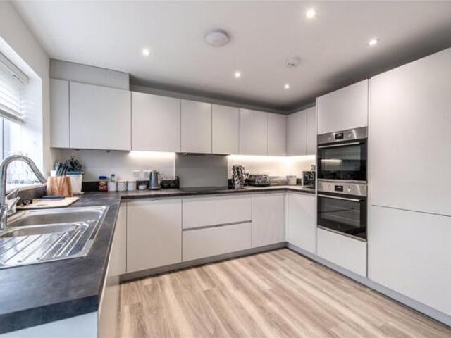 House 4 Bedroom For Sale Kent Kent 550000 ES101316192