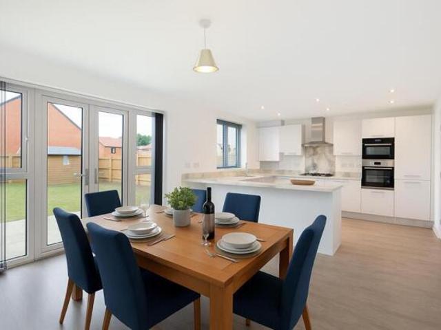 House 4 Bedroom For Sale Kent Kent 569995 ES99380908