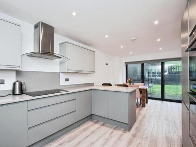 House 4 Bedroom For Sale Kent Kent 600000 ELS99054794