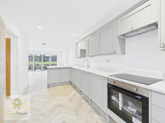 House 4 Bedroom For Sale Kent Medway 600000 ES100614805