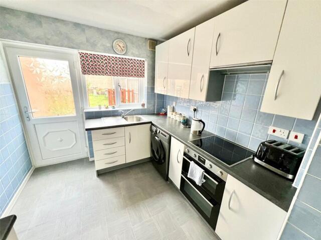 House 4 Bedroom For Sale Kidderminster Worcestershire 265000 ES101677041