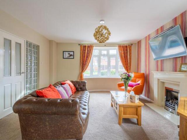 House 4 Bedroom For Sale Kidderminster Worcestershire 350000 ES100541007