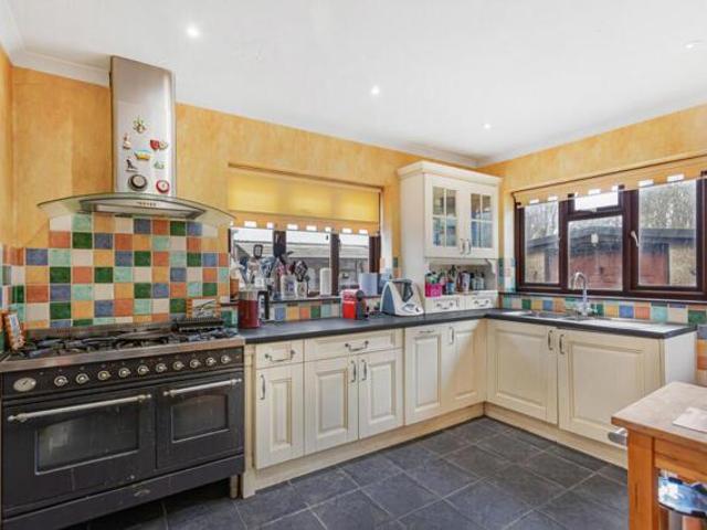 House 4 Bedroom For Sale Kidlington Oxfordshire 750000 ES101119197