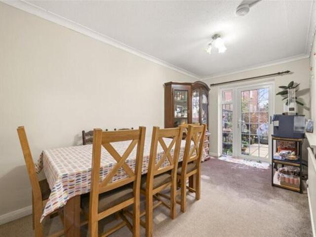House 4 Bedroom For Sale Kingston Upon Thames Greater London 800000 ES100685184