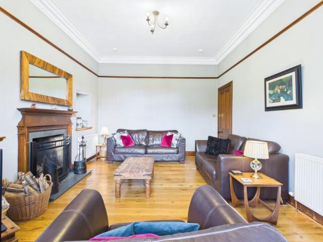 House 4 Bedroom For Sale Kingussie Kingussie 490000 ES102658714