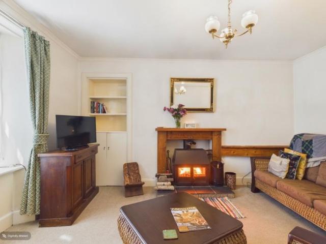 House 4 Bedroom For Sale Kingussie Kingussie 280000 ES103542390