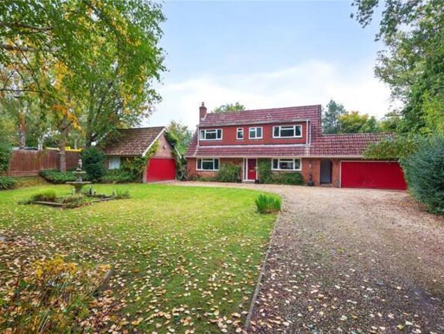 House 4 Bedroom For Sale Hook Hampshire 875000 ES100456879