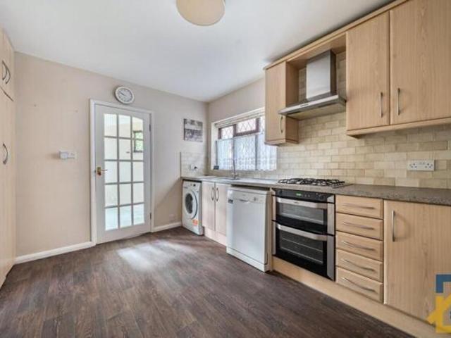 House 4 Bedroom For Sale Hornchurch Greater London 600000 ES100058290
