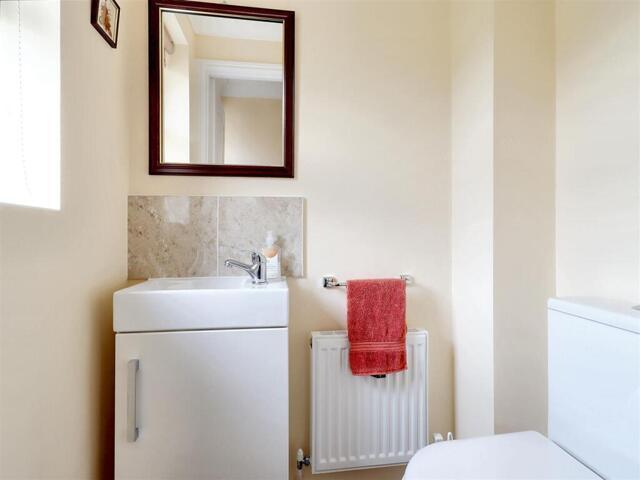 House 4 Bedroom For Sale Horsford Horsford 350000 ES101892317