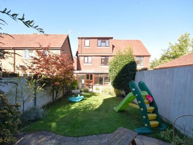 House 4 Bedroom For Sale Horsham West Sussex 490000 ELS98903312