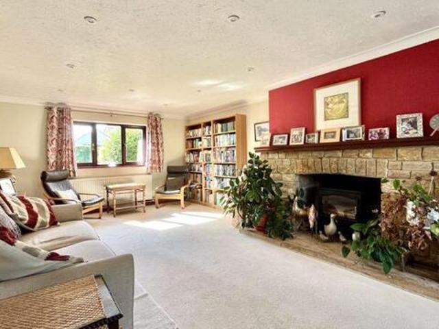 House 4 Bedroom For Sale Horton Berkshire 625000 ELS99986637