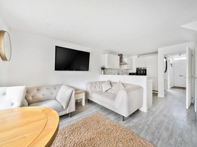 House 4 Bedroom For Sale Haywards Heath West Sussex 525000 ES100786611
