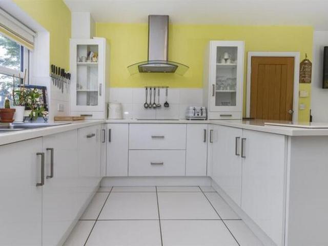 House 4 Bedroom For Sale Halifax Calderdale 600000 ELS99380732