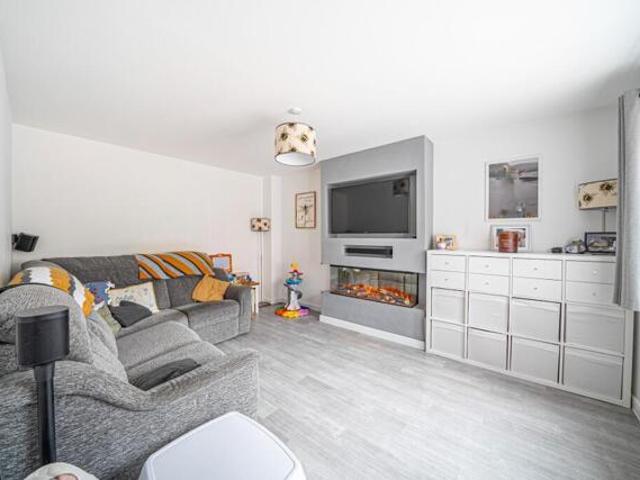 House 4 Bedroom For Sale Hampshire Hampshire 475000 ELS98969286