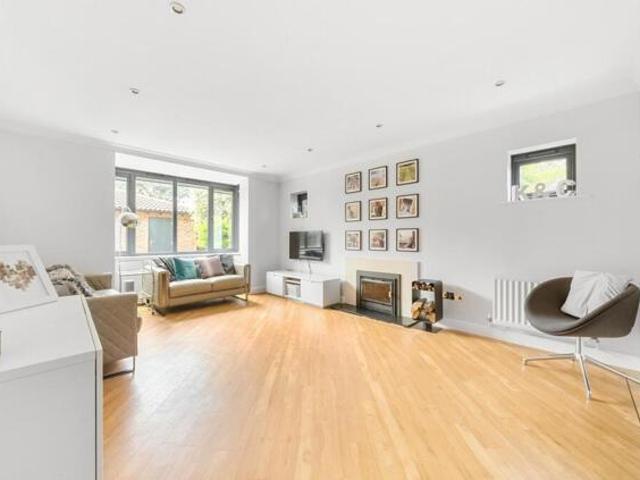 House 4 Bedroom For Sale Hampshire Hampshire 575000 ES101678580