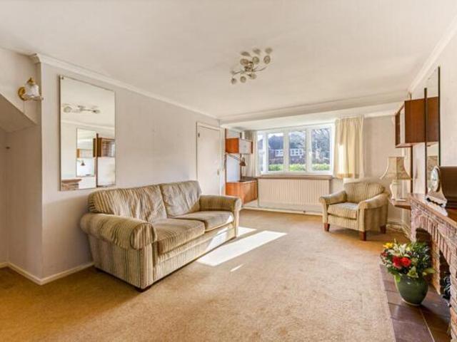 House 4 Bedroom For Sale Harpenden Hertfordshire 1000000 ELS101119308