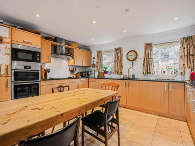 House 4 Bedroom For Sale Harpenden Hertfordshire 950000 ES101675362