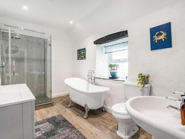 House 4 Bedroom For Sale Helston Cornwall 375000 ELS101931781