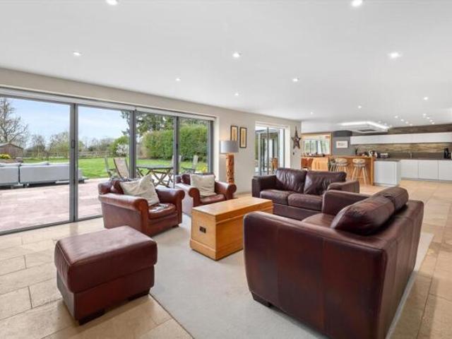 House 4 Bedroom For Sale Henley In Arden West Midlands 1595000 ES101675887
