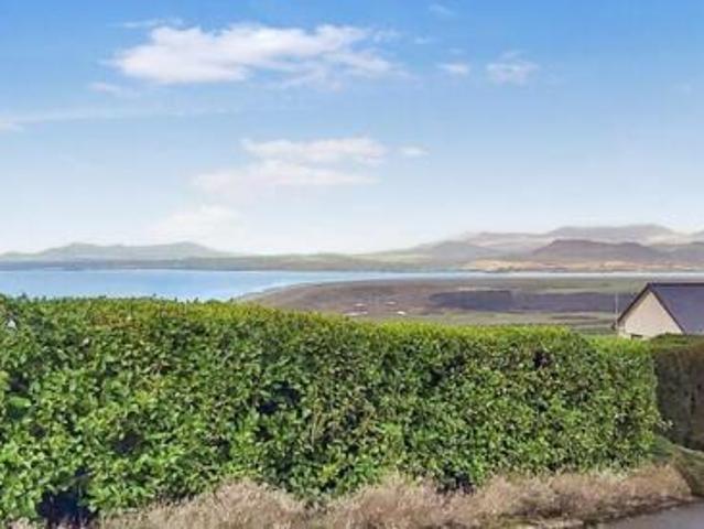 House 4 Bedroom For Sale Heol Y Bryn Heol Y Bryn 420000 ES101060307