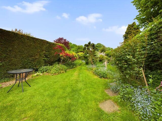 House 4 Bedroom For Sale High Wycombe High Wycombe 500000 ES100917804
