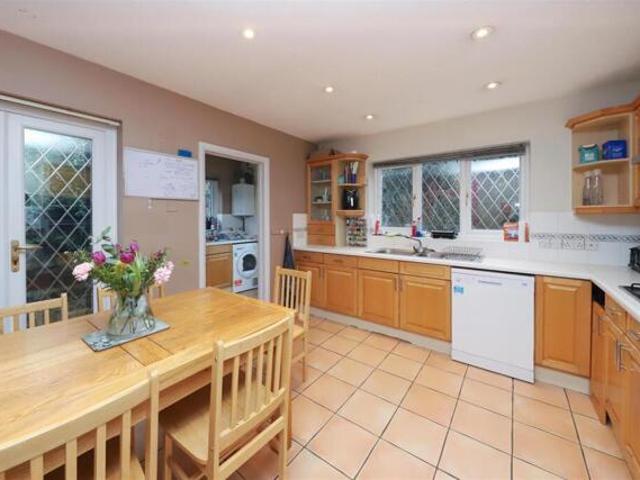 House 4 Bedroom For Sale Hillingdon Greater London 750000 ES100426571