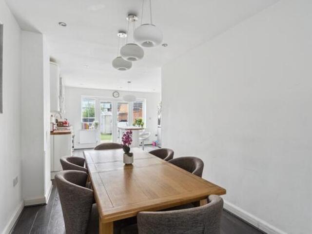 House 4 Bedroom For Sale Hillingdon Hertfordshire 565000 ELS99130166