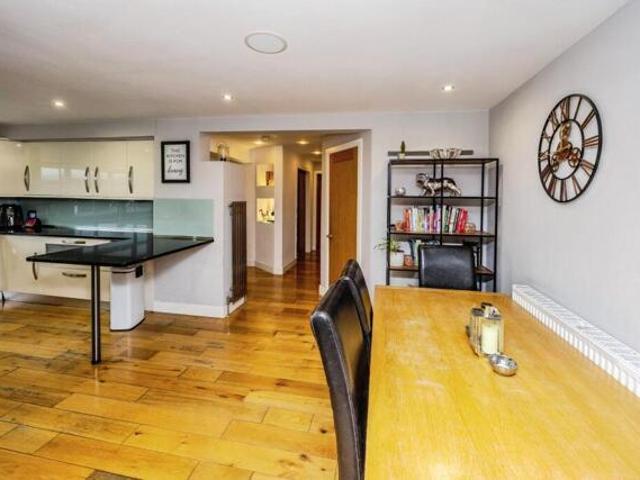 House 4 Bedroom For Sale Huddersfield Kirklees 475000 ELS98903534