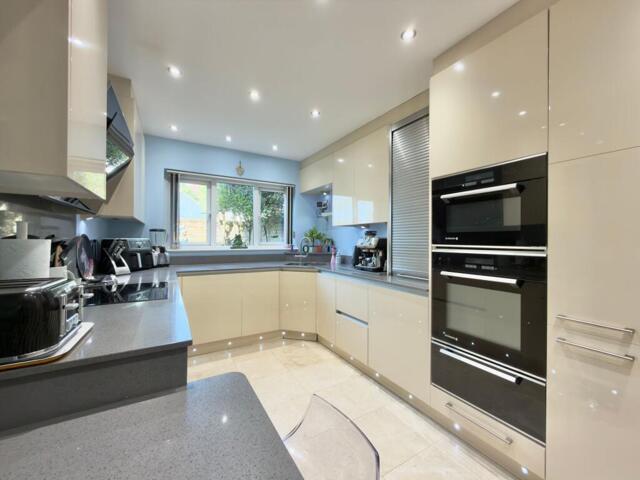 House 4 Bedroom For Sale Hythe Hampshire 625000 ES100881607